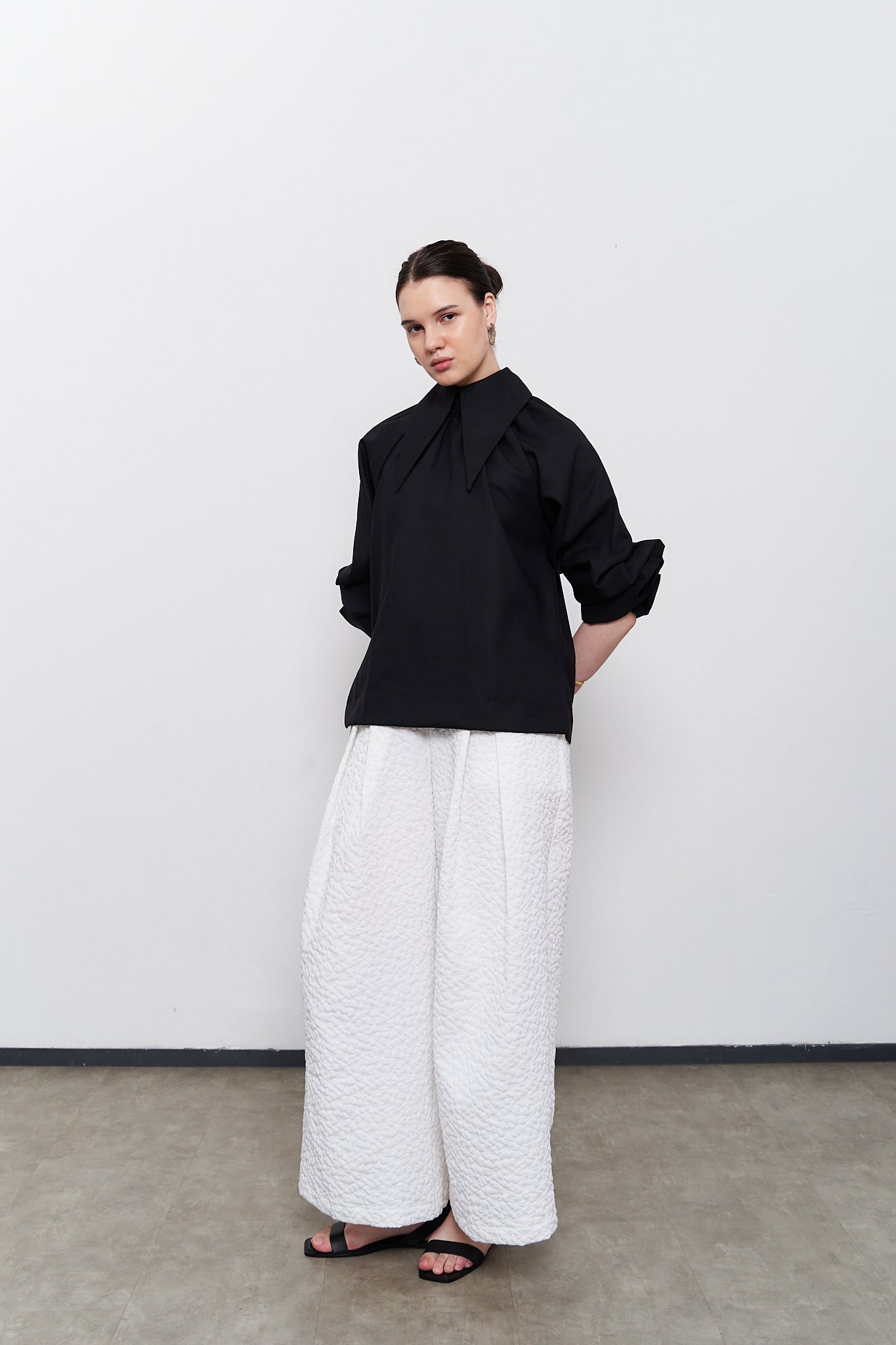 Edith Top - Black – Yourpafon